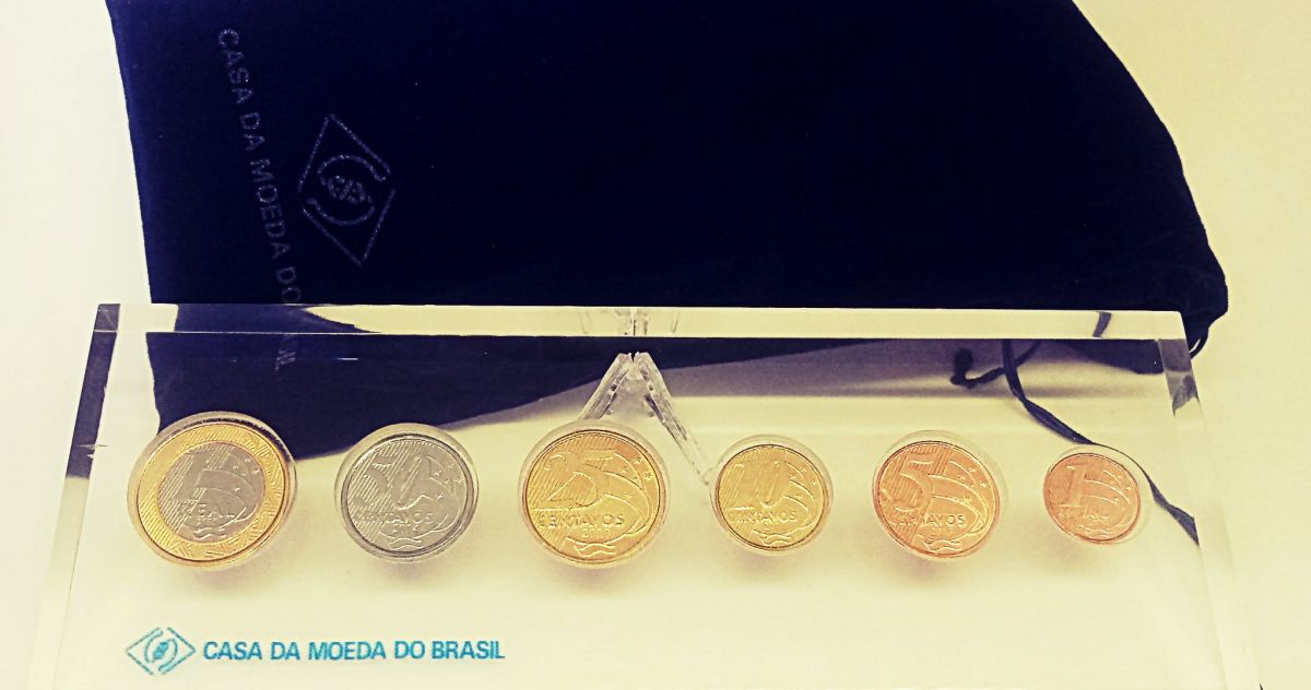 Contagem Numismática - Acrílico Oficial de Moedas do Real 2ª Família